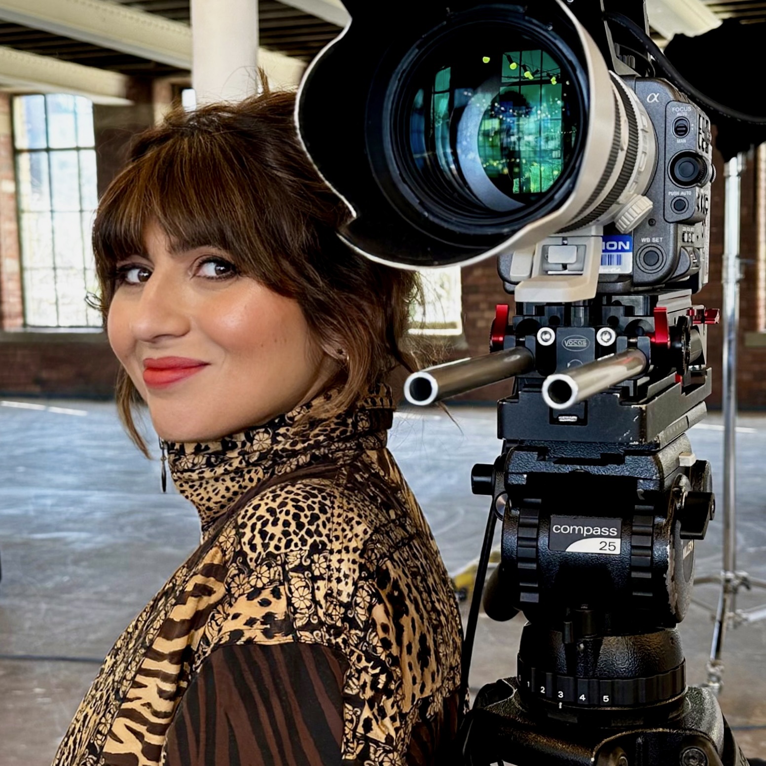 OLGA THOMPSON - ACTOR WRITER COMEDIENNE